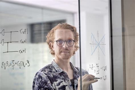 Novel Error Correction Scheme Developed For Quantum Computers