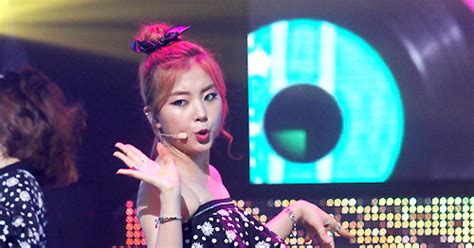 [포토엔]레이디스코드 주니 날씬한 옆태~ 엠카