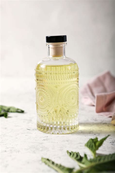 How To Make Mint Simple Syrup The Speckled Palate