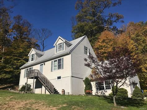 3 Poplar St Fort Montgomery Ny 10922 See Est Value Schools And More