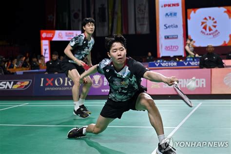 남자 배드민턴 아시아단체선수권 3위…세계선수권 출전권 획득 한국경제