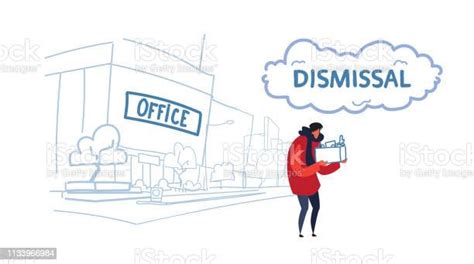 슬픔 남자 노동자 물건 해 고 개념을 기 각 한 남자가 멀리 실업 위기 현대 도시 사무실 건물 도시 풍경 스케치 낙서 전체 길이 수평 개념에 대한 스톡 벡터 아트 및 기타