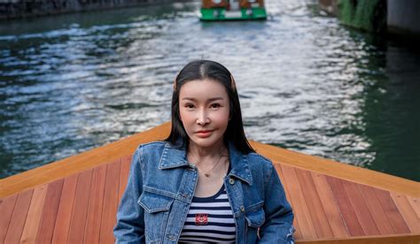 รวมรูปภาพของ ประวัติ บอสปัน ปัญจรัศม์ กนกรักษ์ธนพร นักธุรกิจสาว ผู้ถือหุ้น ดิ ไอคอน กรุ๊ป