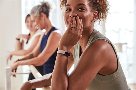 Fitbit Intros Luxe Activity And Wellness Tracker Wifi Hifi