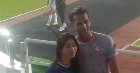 Awek Jepun Cair Tengok Hadi Fayyadh Kool