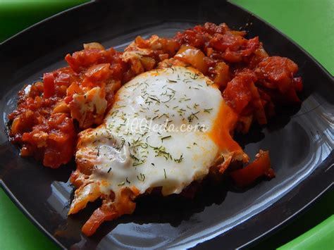 Шакшука – яичница с овощами - Быстрый завтрак от 1001 ЕДА