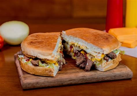 Aprenda A Como Fazer O Clássico Xis Gaúcho Recipe Food Sandwiches