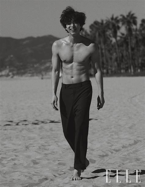 Gong Yoo Elle Magazine January Issue ‘18 Korean Photoshoots