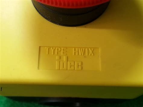 IDEC EMERGENCY HW X Stop Button Switch USED GRANDBIRD