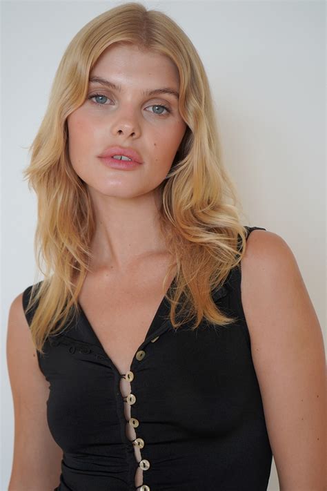 Megan R Women Mainboard Nevs