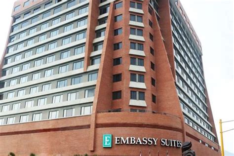 Hotel In El Vinedo Valencia Embassy Suites By Hilton Valencia