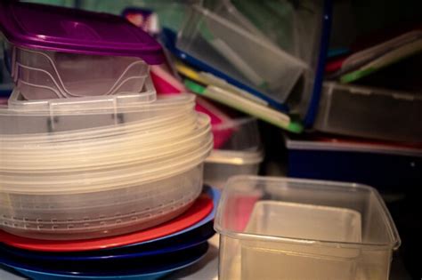 Premium Photo Microwavable Plastic Containers In Closeup Photography