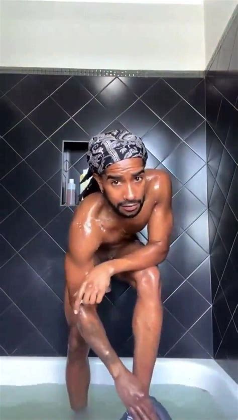 Sexy Dude Naked Bathing ThisVid