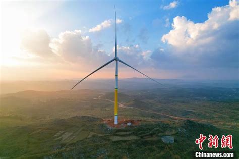 国内单机容量最大的山地风电机组在云南富源并网发电天下新闻中心长江网cjncn
