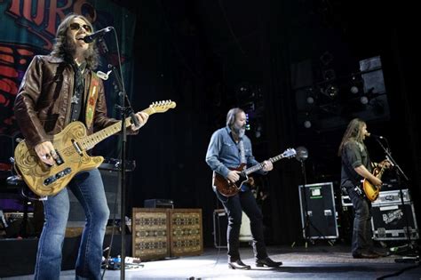 Blackberry Smoke And Bones Owens In 013 Tilburg 17 September 2024