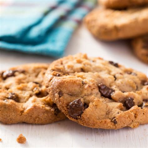 Doubletree Chocolate Chip Cookie • Flavor Feed
