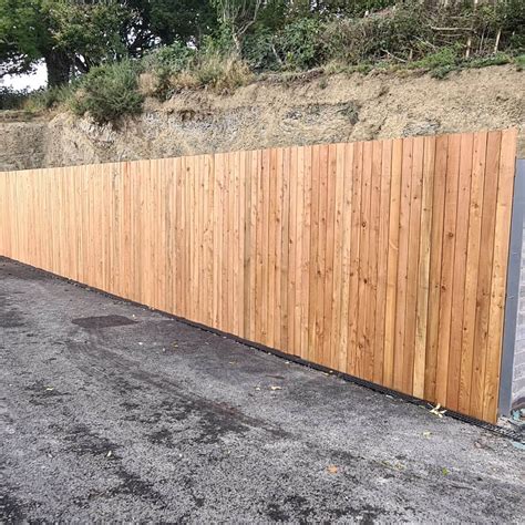 Vertical Larch Cladding Rde Services