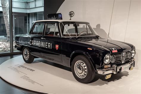Alfa Romeo Giulia Super Carabinieri 1968 Samochodem Po Europie