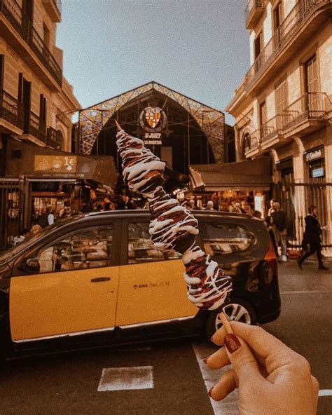 Ноември е тук 💛 Месецът на мъглите жълто оранжевите багри скорпиончетата намаляващия ден и