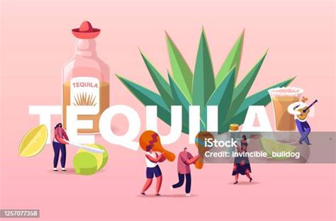 Orang Minum Konsep Tequila Karakter Kecil Dengan Maracas Garam Dan