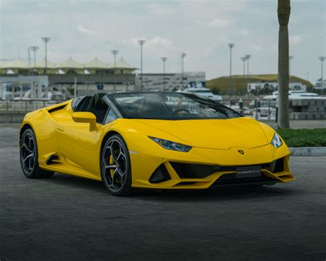 Discover Huracán Evo Spyder Lamborghini Dubai