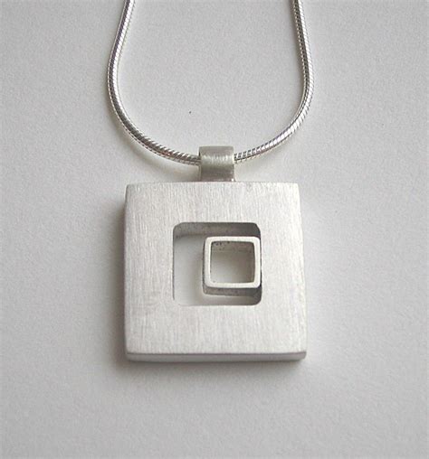 15 Trending Silver Pendant Designs For Women With Stunning Look Artofit