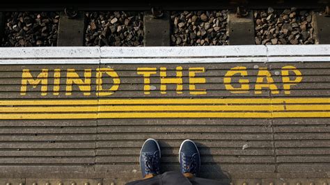 Warning Retailers Mind The Gap Before Your Customers Fall Through It