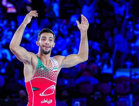 ویدئو کشتی گرایی و کشتی‌گیر کره جنوبی در مرحله یک‌چهارم نهایی قهرمانی