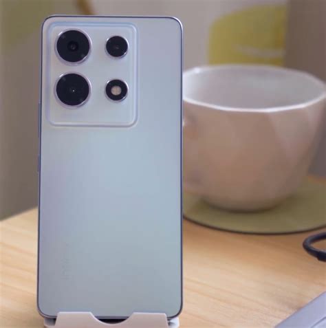 Bei Ya Infinix Note 30 VIP Na Sifa Zake SimuNzuri