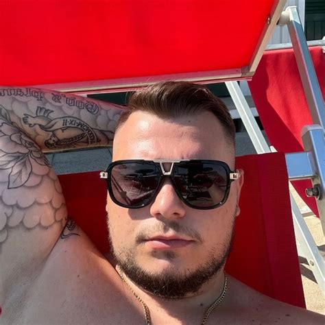 👑 🇦🇱 Savage Oger On Threads