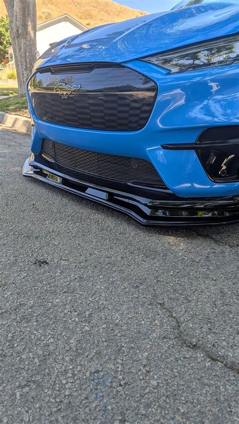 Finally Installed Some Goodies Side Louvers Mud Flaps And Front