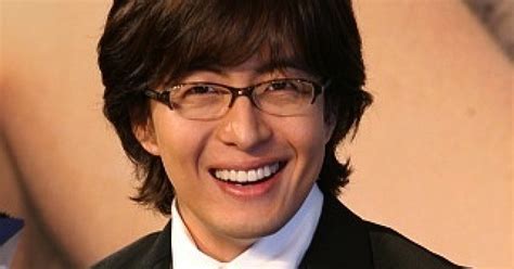 배용준 오늘의 젊은 예술가상 수상