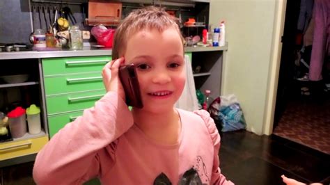 Болтаю по телефону Youtube