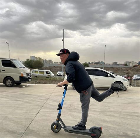 Гитарчин Өөжгий Гоё л юм байна ТАС МН