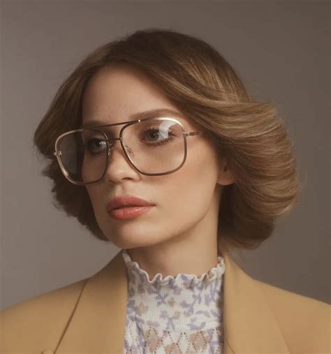 20 Bob Hairstyles That Pair Perfectly With Glasses Hairstylecamp