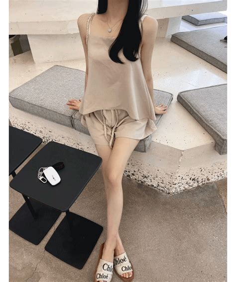 추천당일 세련미 금장 실크 투피스 세트 에이블리