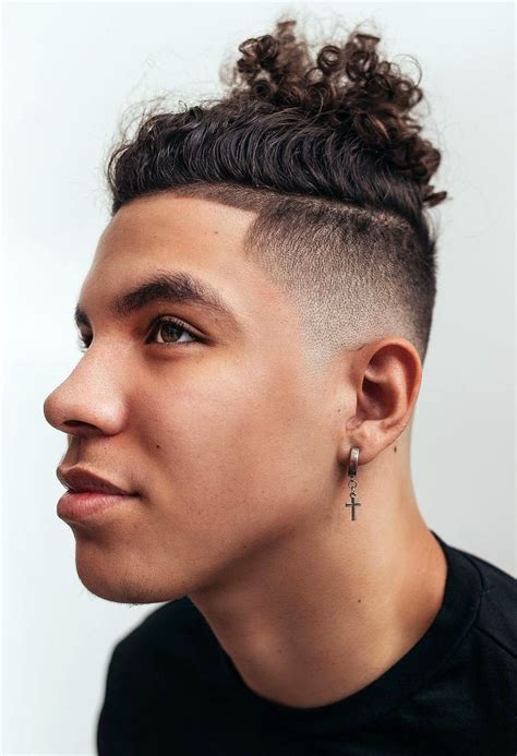 Best Mens Hairstyles For Oval Faces With Curly Hair Cleaneatingirl
