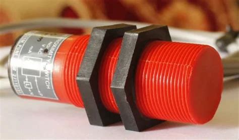 Capacitive Proximity Sensor At Rs 750 Capacitive Proximity Sensors In Pune Id 2853146584712