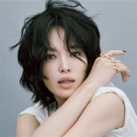 အခုတလော ဘယ်ဆံပင်ပုံစံ အကြိုက်ဆုံးလဲ 1 ဆံပင်တို 2 ဆံပင်ရှည် 3 အကုန်လုံးကောင်းတယ် Kyo No 1