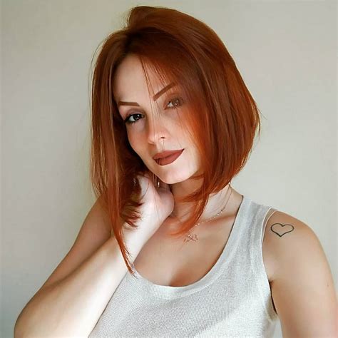 10 Classic Shoulder Length Haircut Ideas Red Alert Pop Haircuts