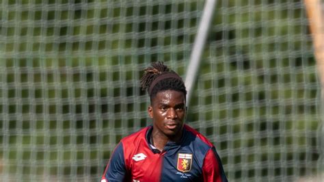 Hibernian Set To Loan Stephane Omeonga From Genoa Football News Sky Sports