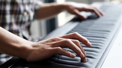 The Seaboard Musical Pitch Piano Makes Sexy Multi Dimensional Sound