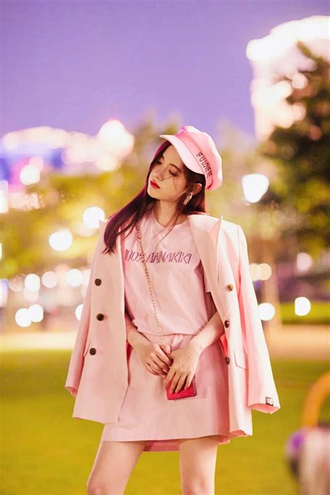 色彩篇 粉色的高级配色，轻松穿出“少女感”“年轻感”！ 知乎