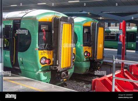 London Uk 24mar2019 Southern Railways Class 377 Trains Number