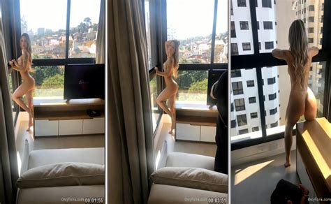 Hot Rute Rocha Naked In The Living Room In Front Of The Windows Cnn Amador