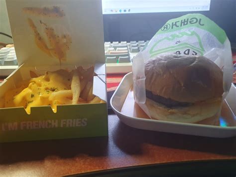 치즈 감자튀김이 차가운건 대채모지 치지직 에펨코리아