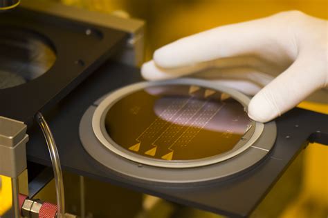 Signing Seals World S First Compound Semiconductor Cluster News