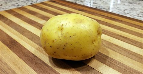 Baked Potato Throwdown Russet Vs Yukon Gold Vs Red Vs Sweet Potato