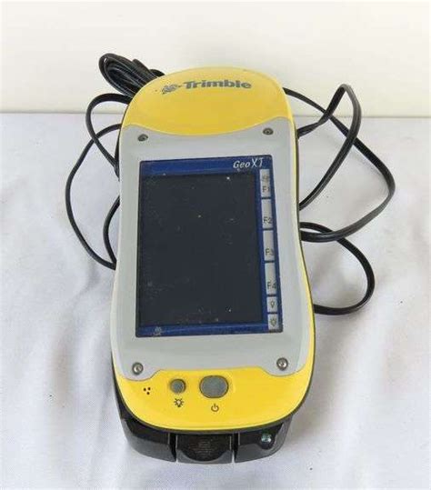 Trimble Geoexplorer Handheld Gps Model Geo Xt With Charging Base Gc5