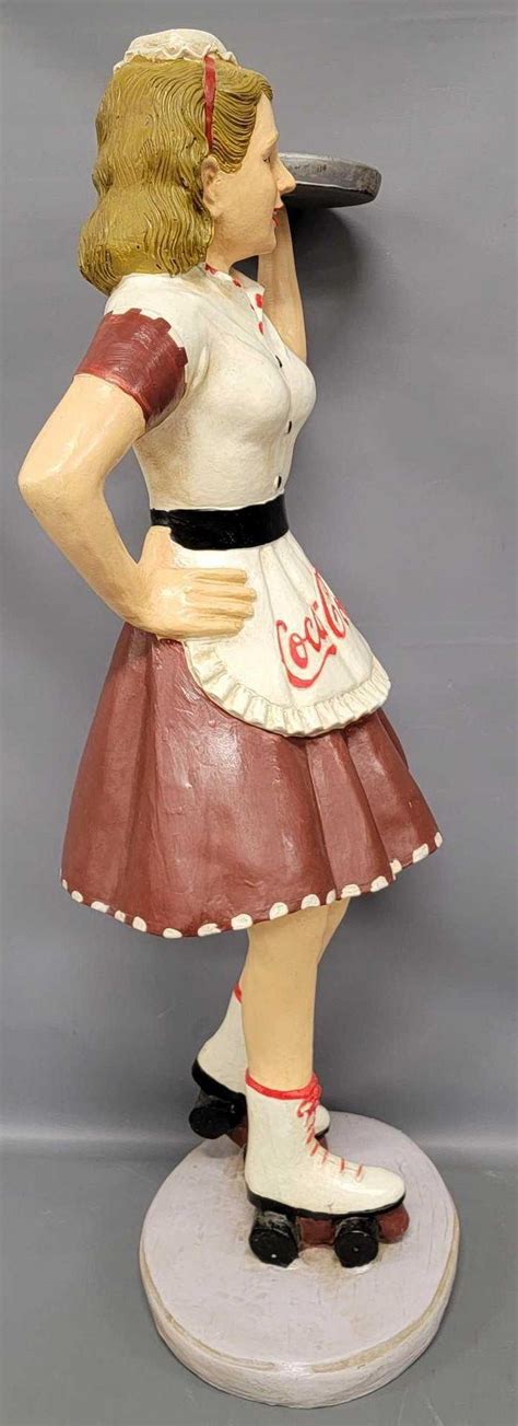 40 Coca Cola 50s Diner Waitress Roller Skates Statue Car Hop W Tray